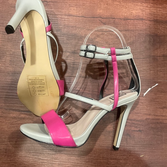 Signature | Shoes | New Last Chance Signature Gray High Heel Sandals ...